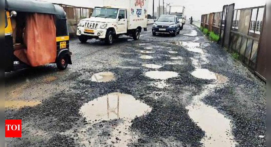 Pits dot Taloja rail over-bridge month after Rs 2.5 crore revamp | Navi ...