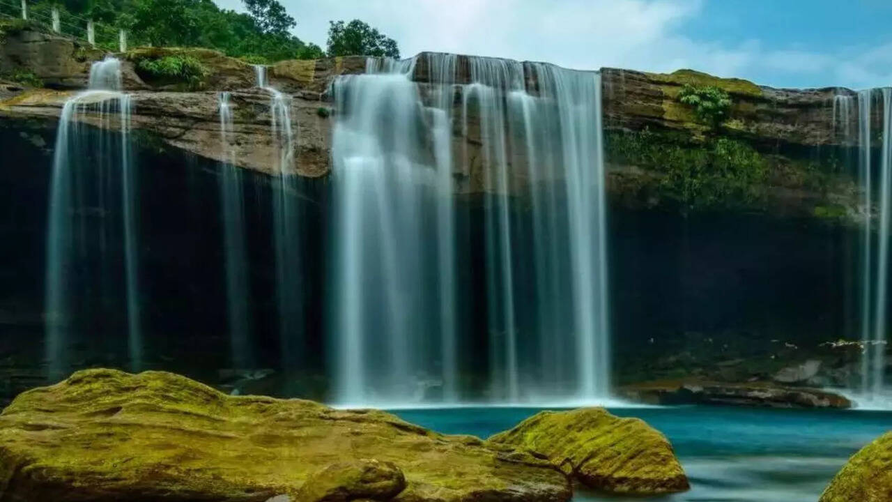 Discover The Magical Waterfalls Of Madhya Pradesh For Your Summer Getaway!