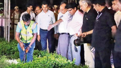 LG checks roads to ready them for G20 summit | Delhi News - Times of India