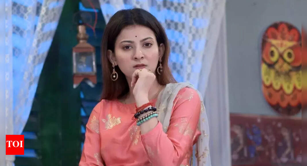 Neem Phuler Modhu update: Tinni hatches a plan - The Times of India