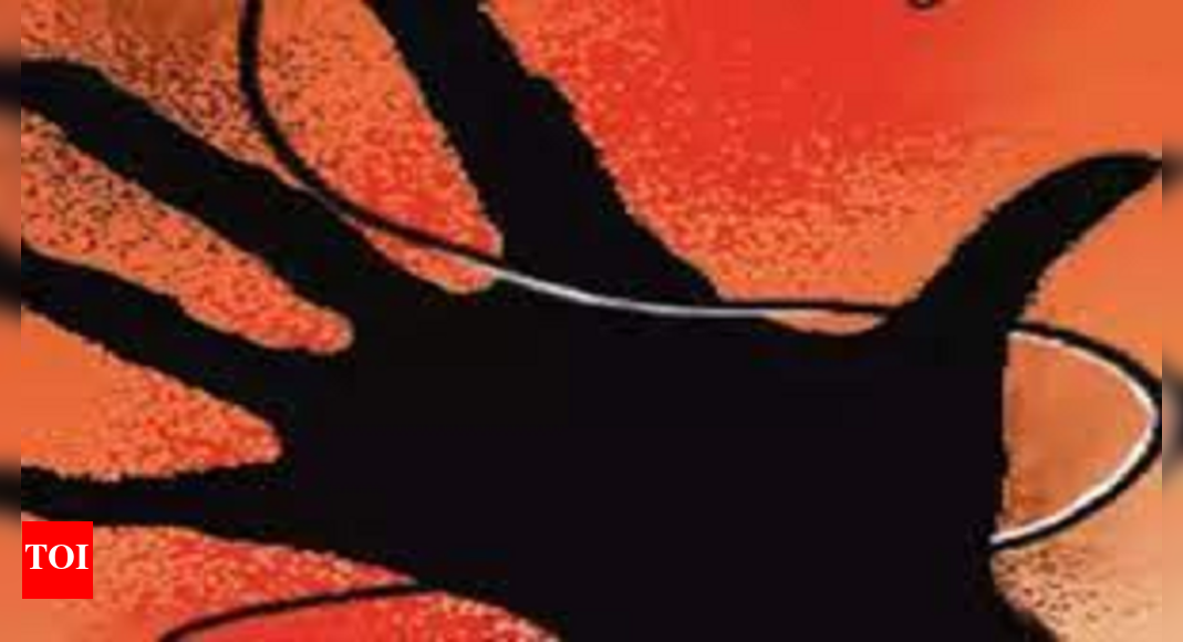 Electrocution: 2 electrocuted after car rams pole in Mysuru | Mysuru ...