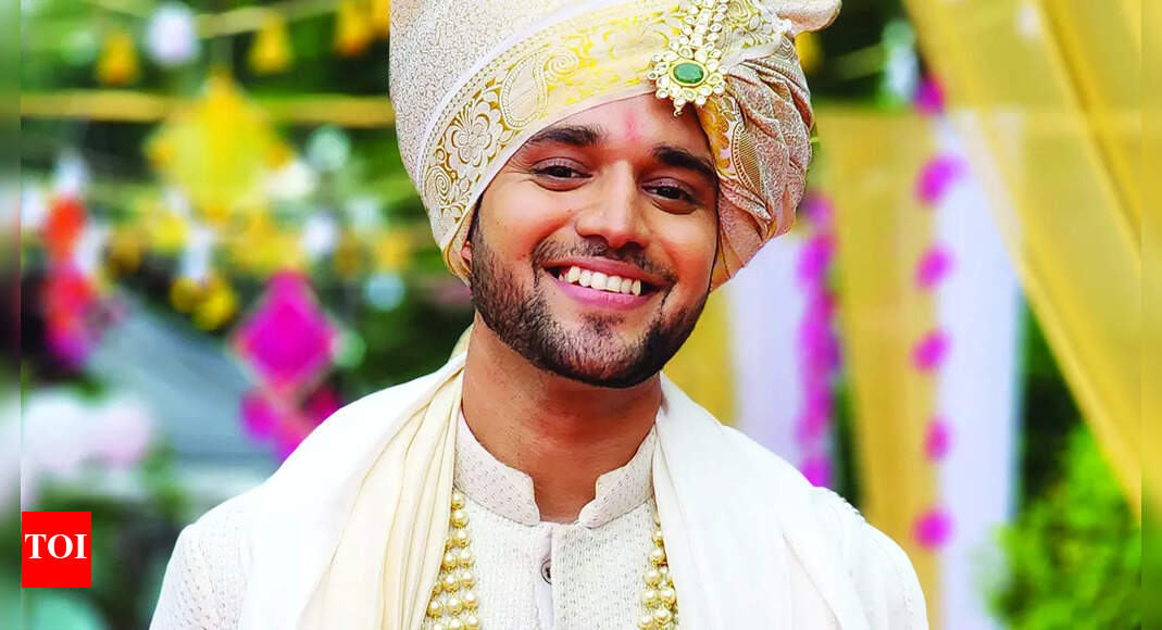 I want to try my hands at comedy now, says Pandya Store fame actor Mohit Parmar | - Times of India