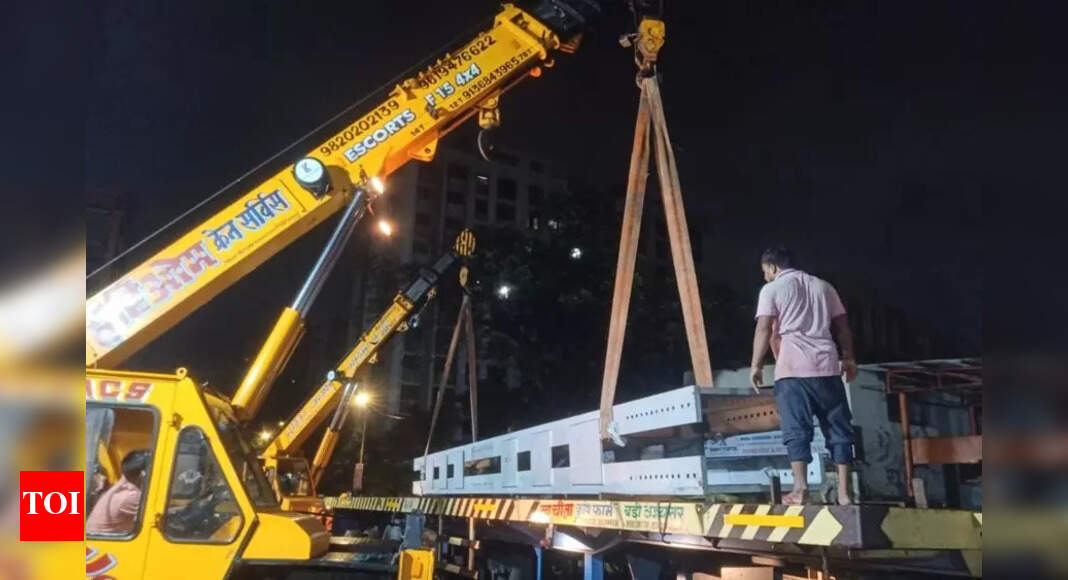 Mumbai: First batch of 62 MT steel arrives at Gokhale Bridge worksite ...