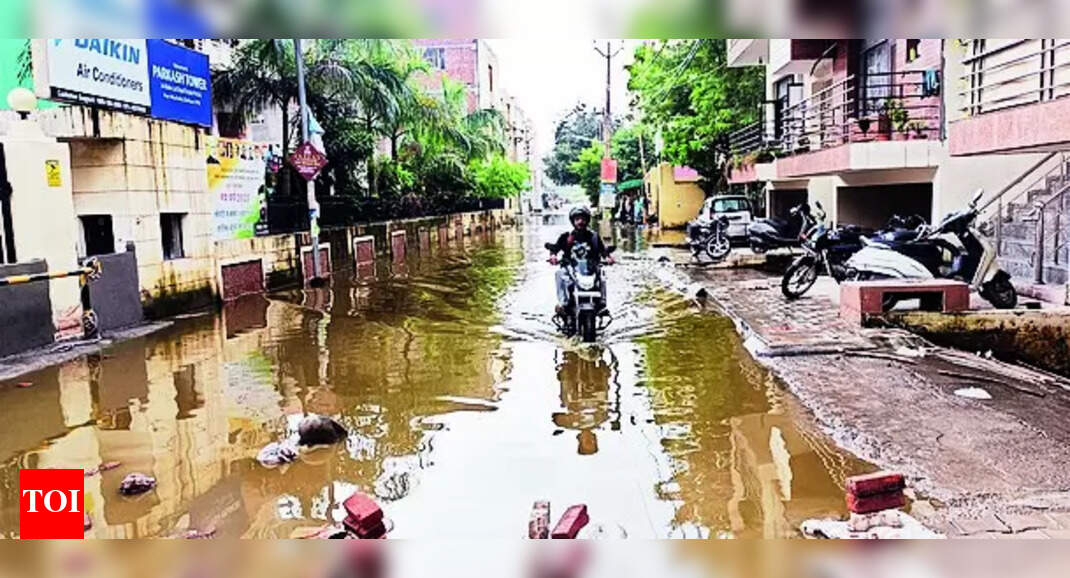 Waterlogged: Peer Muchhalla Waterlogged, Residents Block Key Roads ...