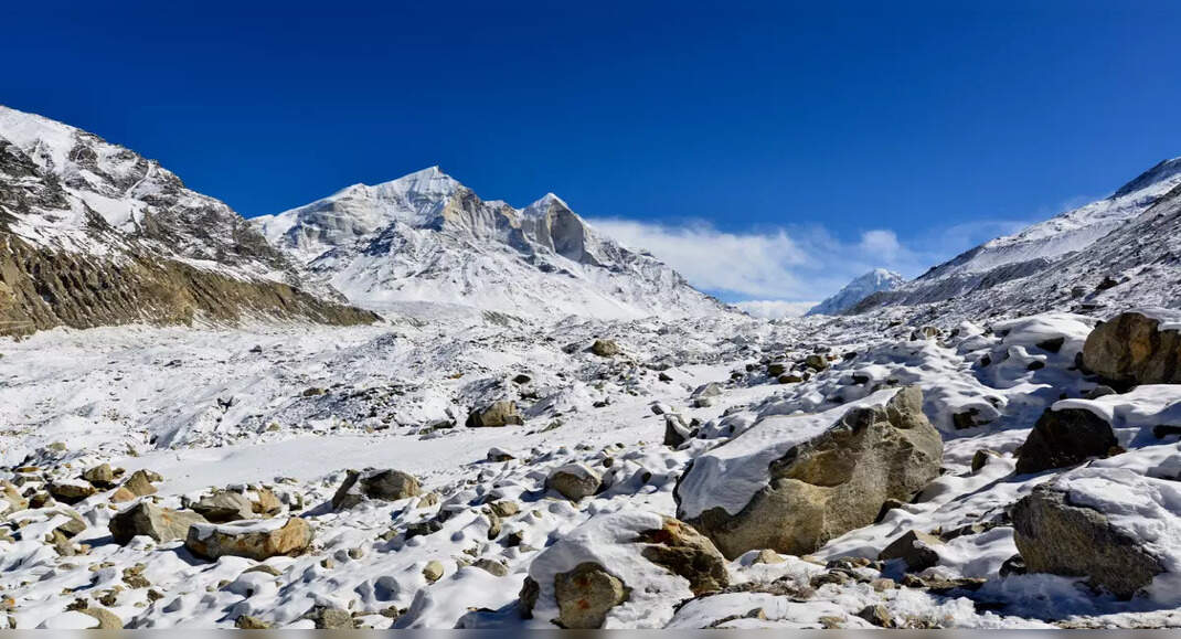 Tread with caution: Auden's Col trek in Uttarakhand, Uttaranchal ...