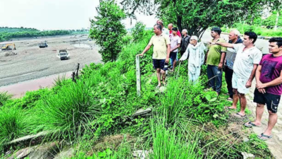 Ghaggar water may enter Pkl's Sec 28, fear residents | Chandigarh News ...