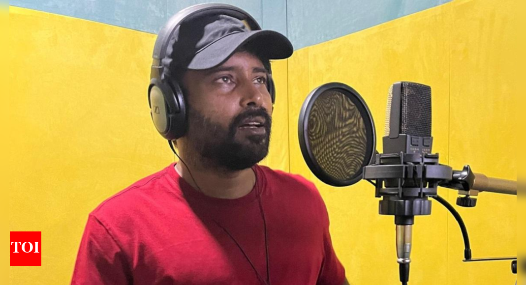 Attakathi Dinesh dubs for 'Thandakaaranyam' | Tamil Movie News - Times ...