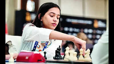 World: Divya Starts Chess World Cup With Emphatic Win | Nagpur News ...