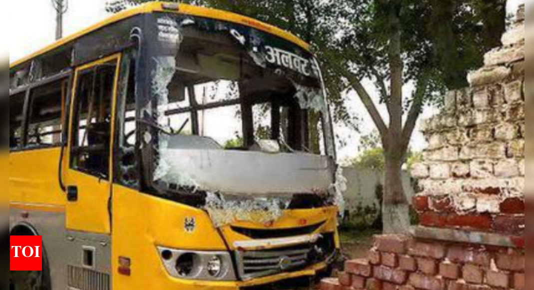 Haryana Communal Riots: 10 cops trapped inside police station near Nuh ...