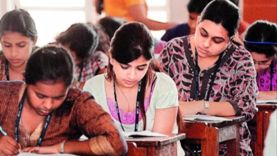 Question Papers: Azim Premji Varsity Trains Teachers To Design Q-papers ...
