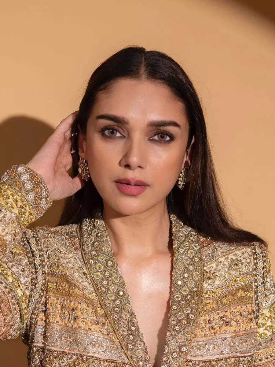 Bridal indo-western outfits | Times of India