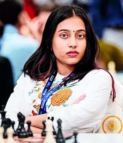 World Cup: World Cup: Divya Holds Hungarian Gm In Game 1 Of Round 2 ...