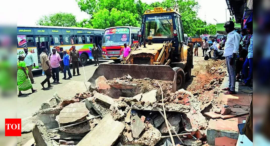 Neuroscience: Encroachments At Gandhipuram Town Bus Stand Removed ...