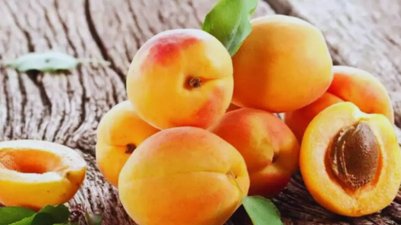 The Amazing Benefits Of Apricots: Nature's Nutritional Powerhouse