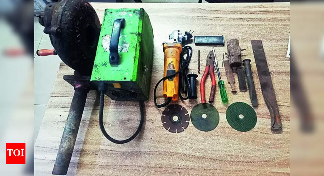 Neglected Tropical Diseases: Arms Seizure: Accused Made Weapons Himself ...