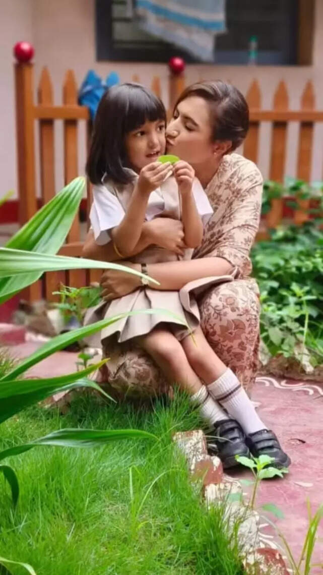 Seetha Photos | Seetha Images | Seetha Pictures | Times of India ...