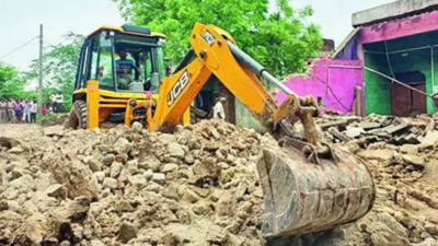 Two dead, three hurt in Agra house collapse | Agra News - Times of India