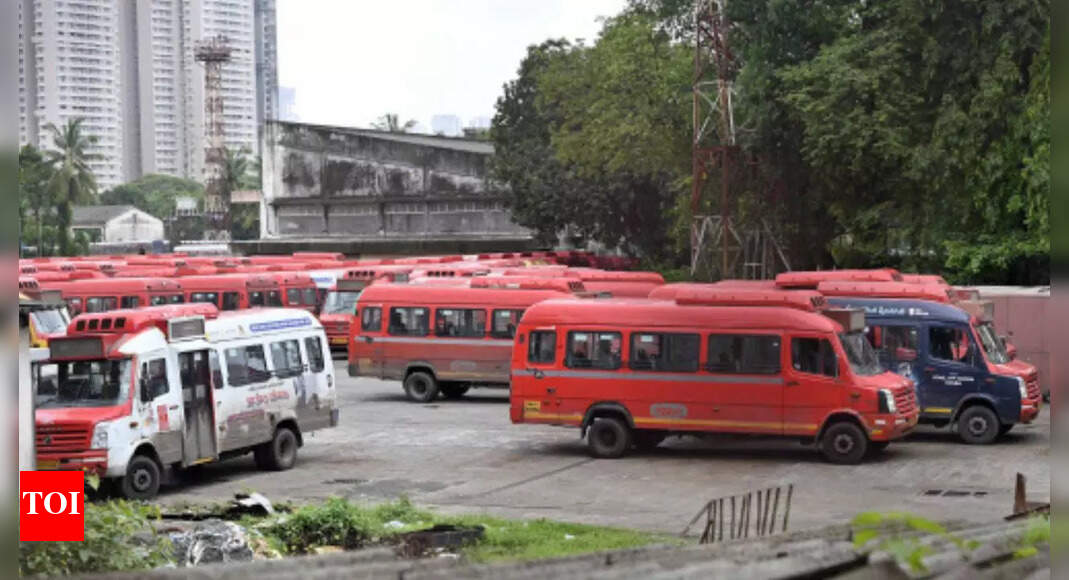 Strike by drivers of BEST's private bus operators continues on fourth ...
