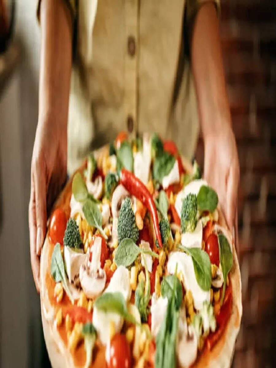 10 Best Toppings to make Your Pizza Healthy | Times Now