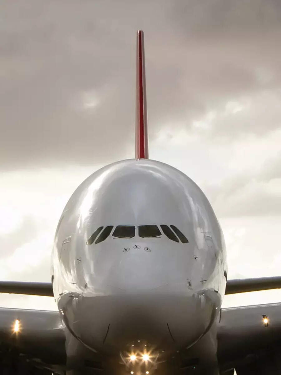 Airbus A380: World’s Largest Passenger Plane in 8 Breathtaking Photos ...