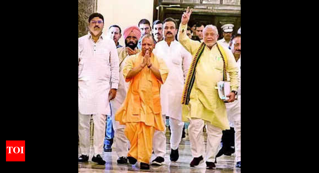 Manipur issue rocks UP House on day 1 of Monsoon Session | Lucknow News ...