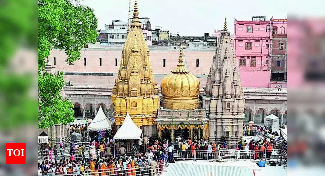 Russia: Over 5l Kanwariyas Throng Kv Temple On 5th Shrawan Monday ...