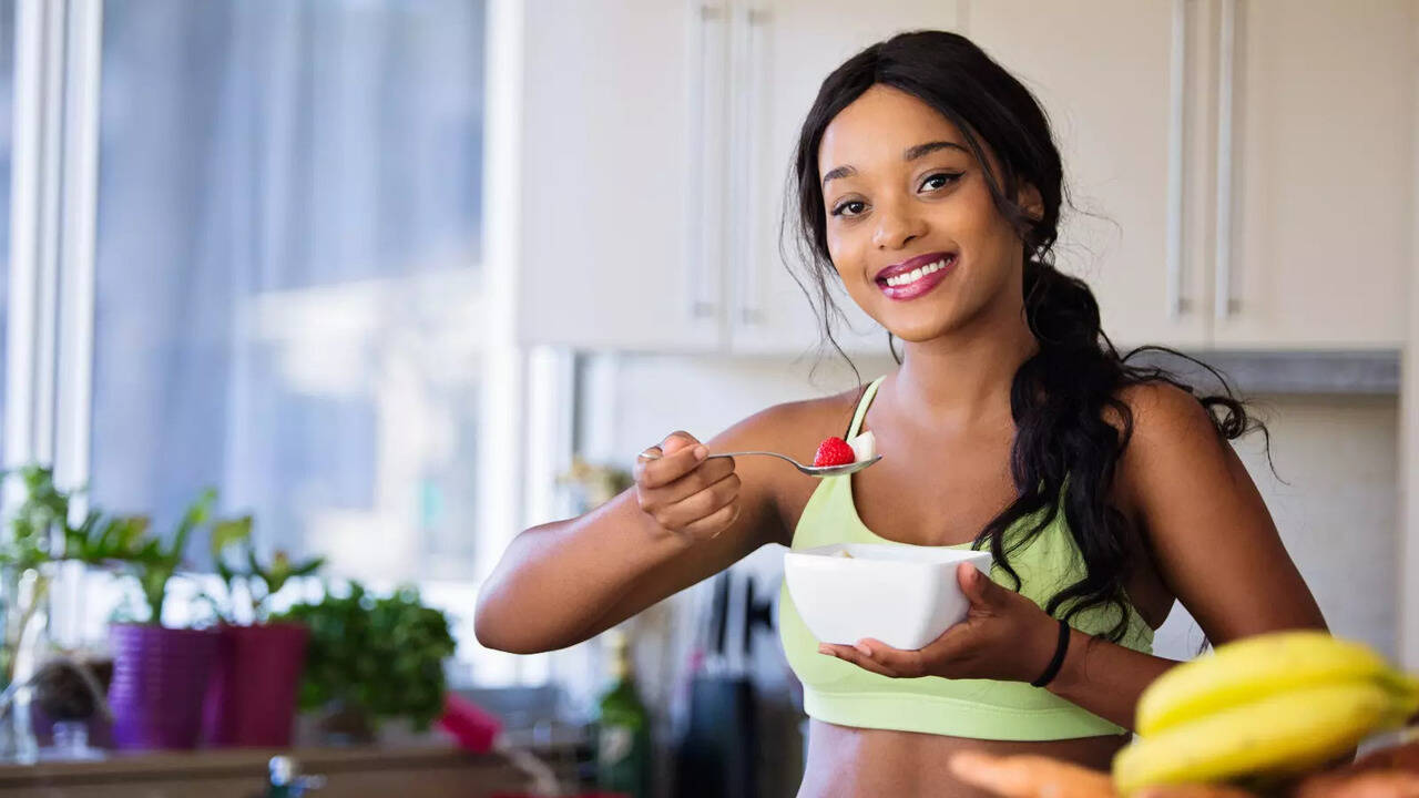 Ditch These 3 Toxic Morning Habits for a Healthier Start!
