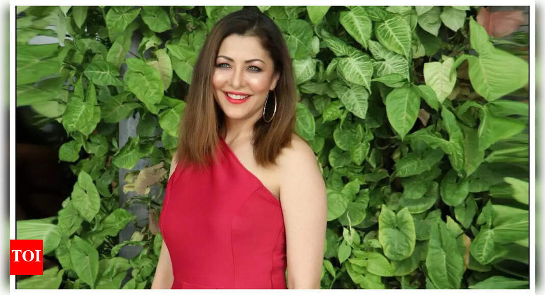 Aditi Govitrikar: Star kids holidaying with the most aesthetic ...