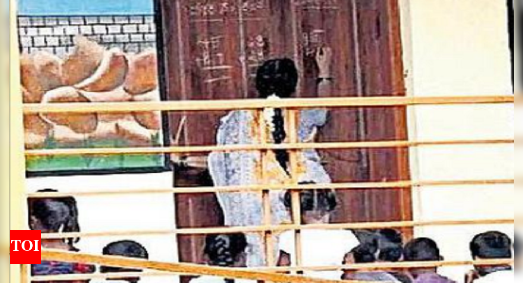 Ballari: Ballari school doors double up as blackboards | Bengaluru News ...