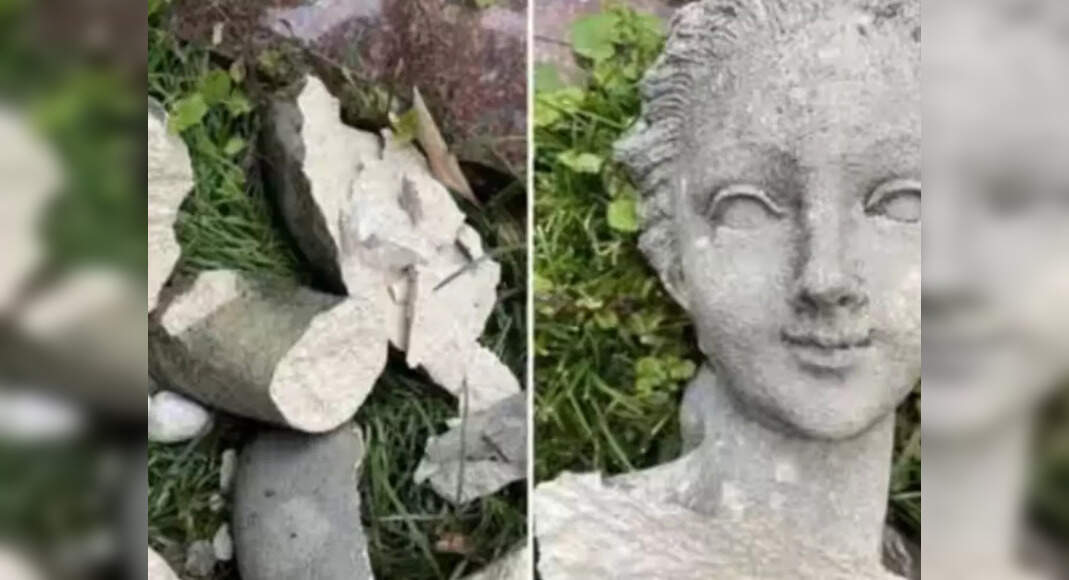 Italy: 150-year-old statue worth $218,000 destroyed by tourists to take ...