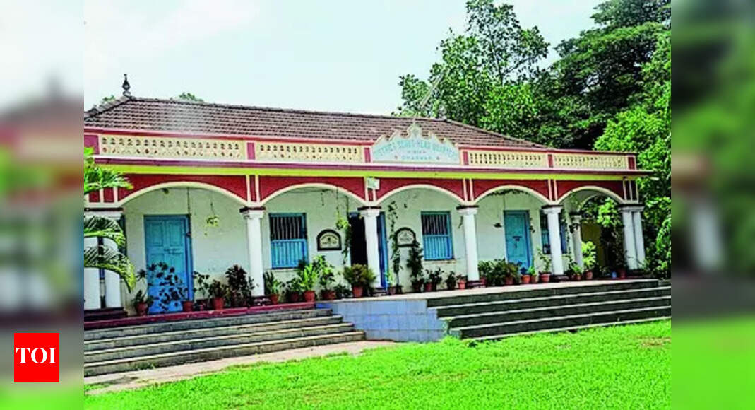 Heritage Building: Squabble Over Heritage Building Intensifies ...
