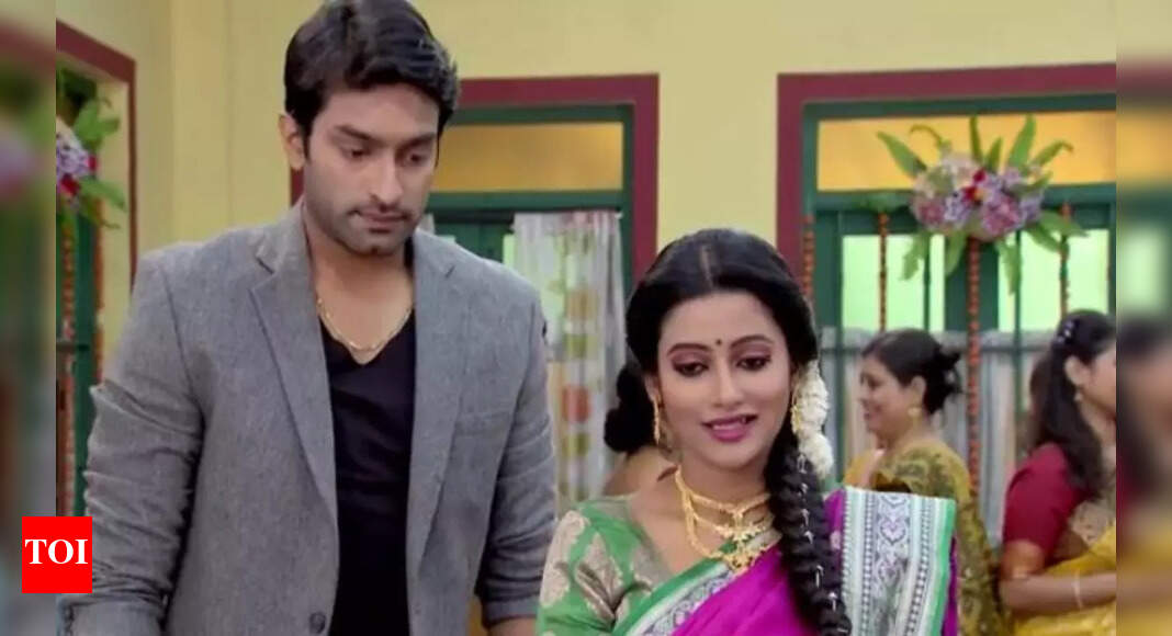 Jeetu Kamal-Ushasi Ray starrer ‘Milon Tithi’ returns to Bengali TV - Times of India