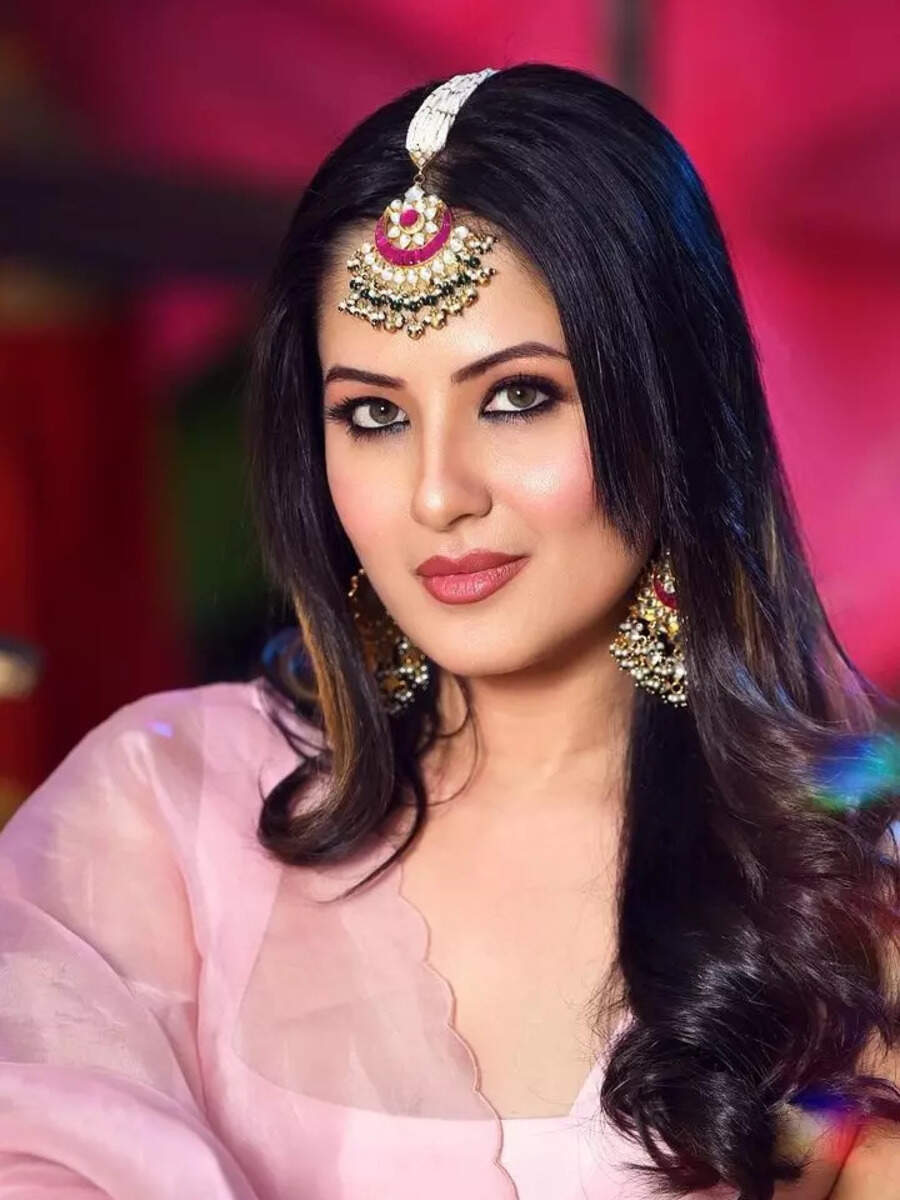 Independence Day ethnic looks ft. Puja Banerjee | Times of India