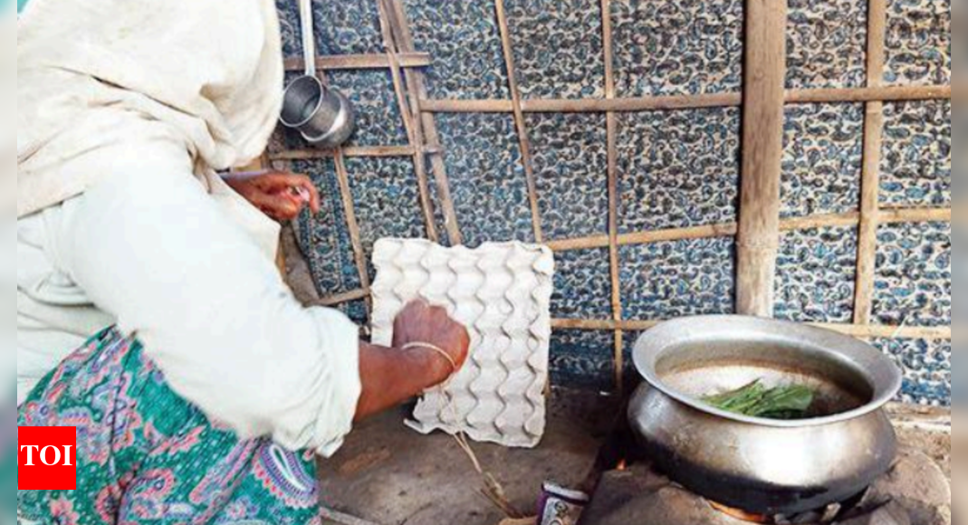 Soup: At Rohingya Camp, Rice For Children, Leftover Soup, Boiled Leaves ...