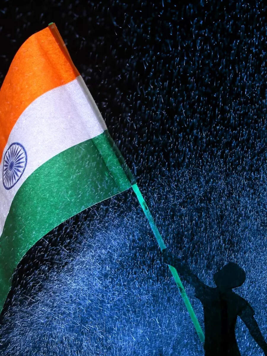 Har Ghar Tiranga: 8 Useful Tips To Make Your Own Indian Tricolour Flag ...