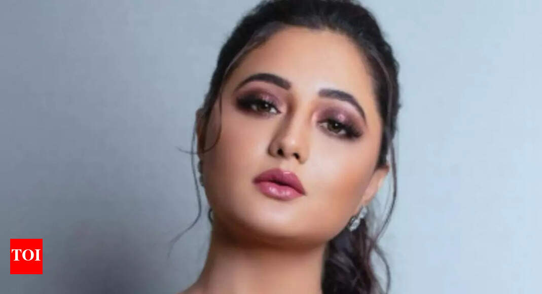 Rashami Desai's new video leaves netizens in awe! | Gujarati Movie News ...