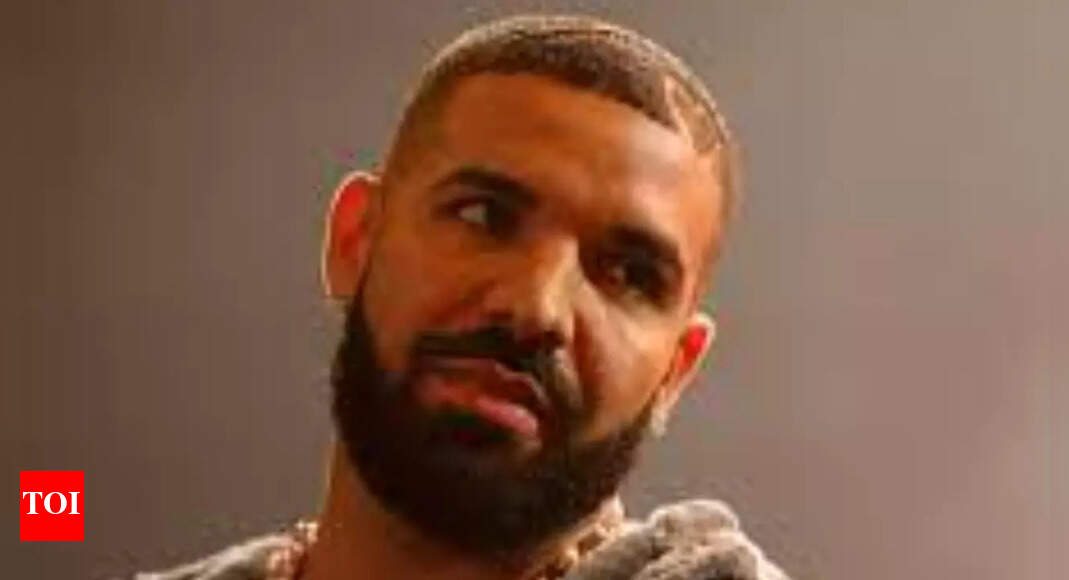 Drake schools male fan for starting tussle with woman over his sweaty ...