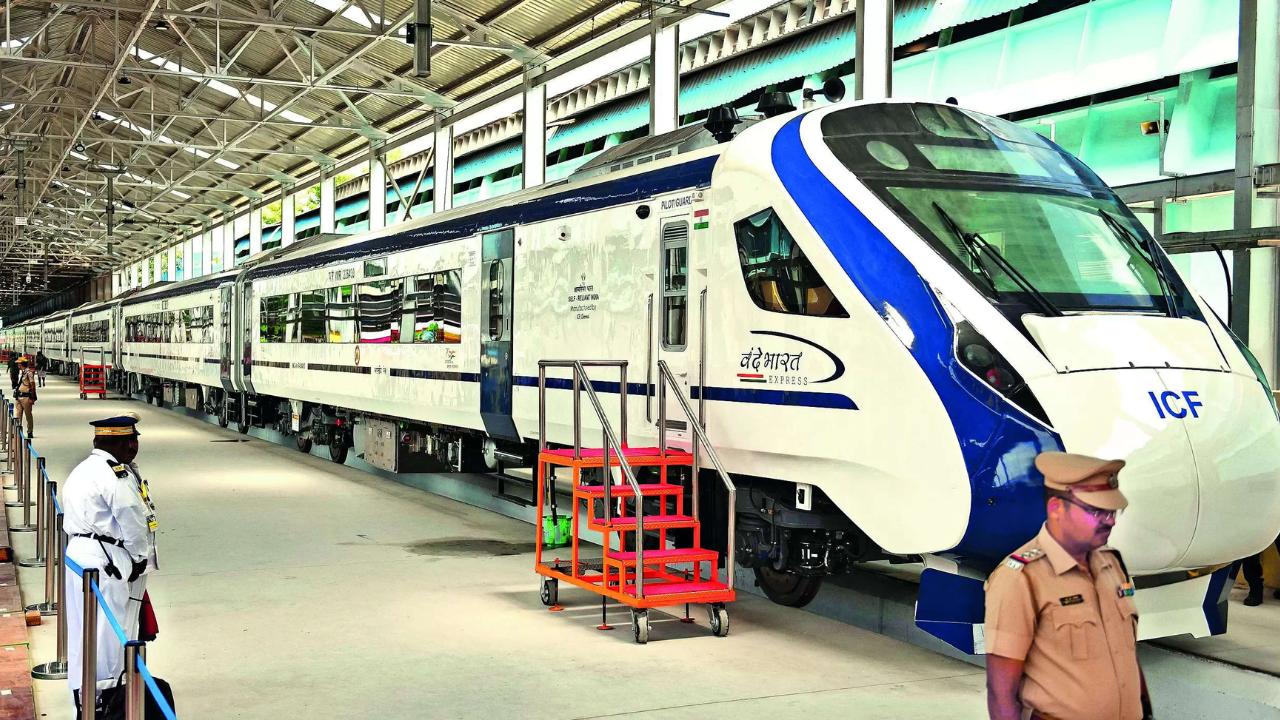 Vande Bharat Express (Train-18) | Page 287 | SkyscraperCity Forum