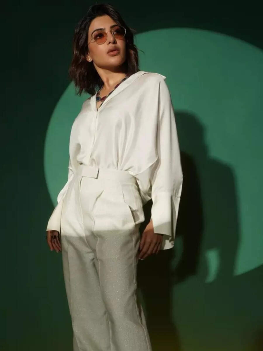 Samantha Ruth Prabhu keeps it chic in a trendy all-white fit | TOIPhotogallery