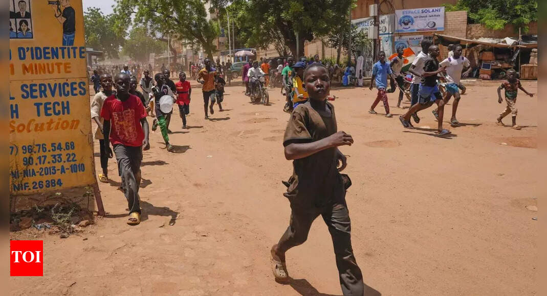 Niger's neighbors running out of options as defense chiefs meet to ... Niger's neighbors running out of options as defense chiefs meet to ...