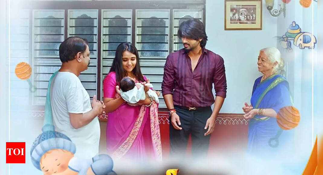 Gattimela: Arthi gives birth to a baby boy - Times of India