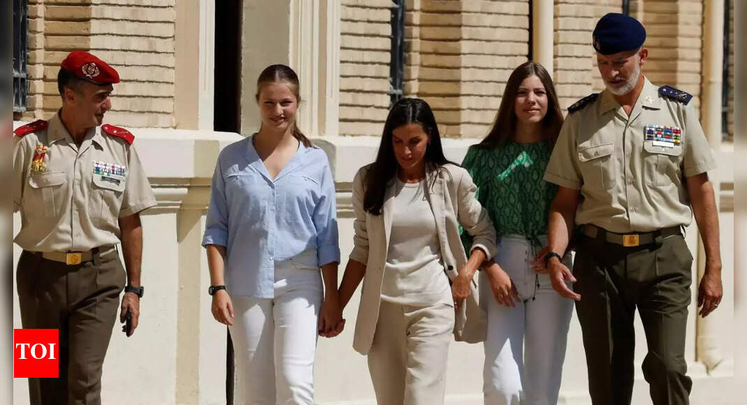 Leonor: Spain's Princess Leonor starts military academy with ...