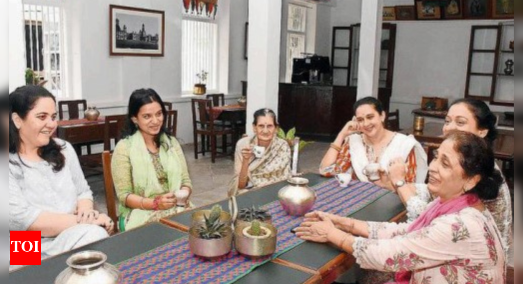 Gujarat's first LGBTQA cafe opens for public | Vadodara News - Times of ...