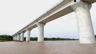NHSRCL completes another bridge construction work for Mumbai-Ahmedabad ...