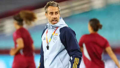 'We want to celebrate together,' Spain coach stonewalls on boycott ...