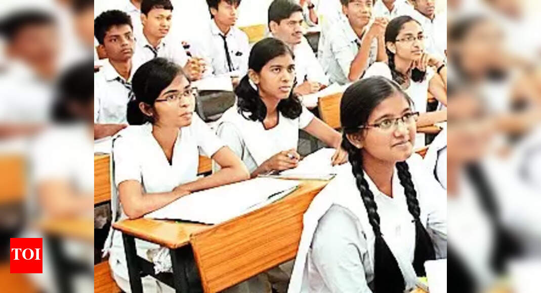 CBSE sets 3-year deadline to limit student numbers to 40 per class ...