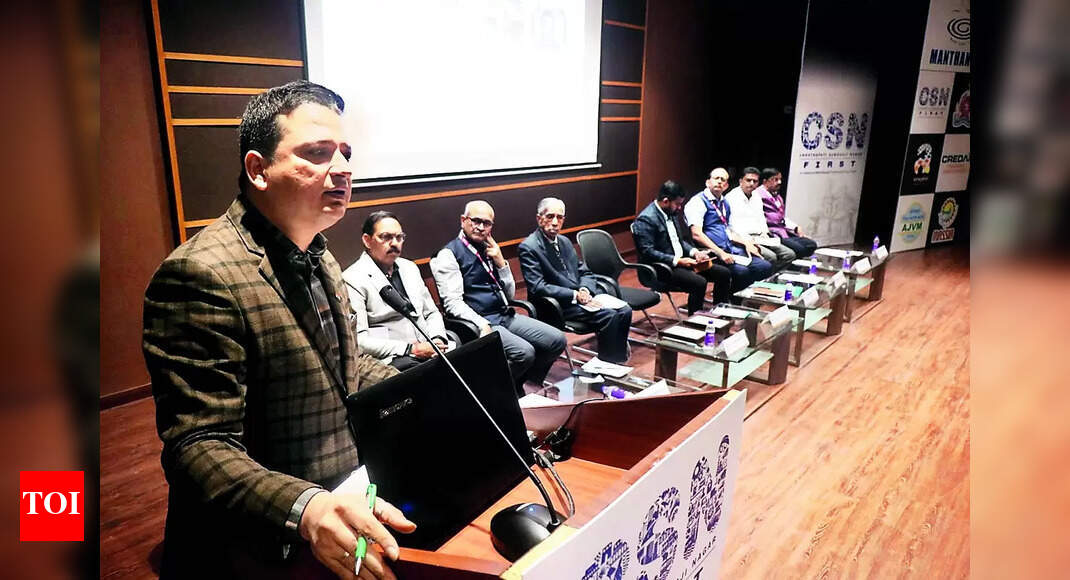 Metro Services: Collector, Ex-chief Secy Bat For Metro In Sambhajinagar ...