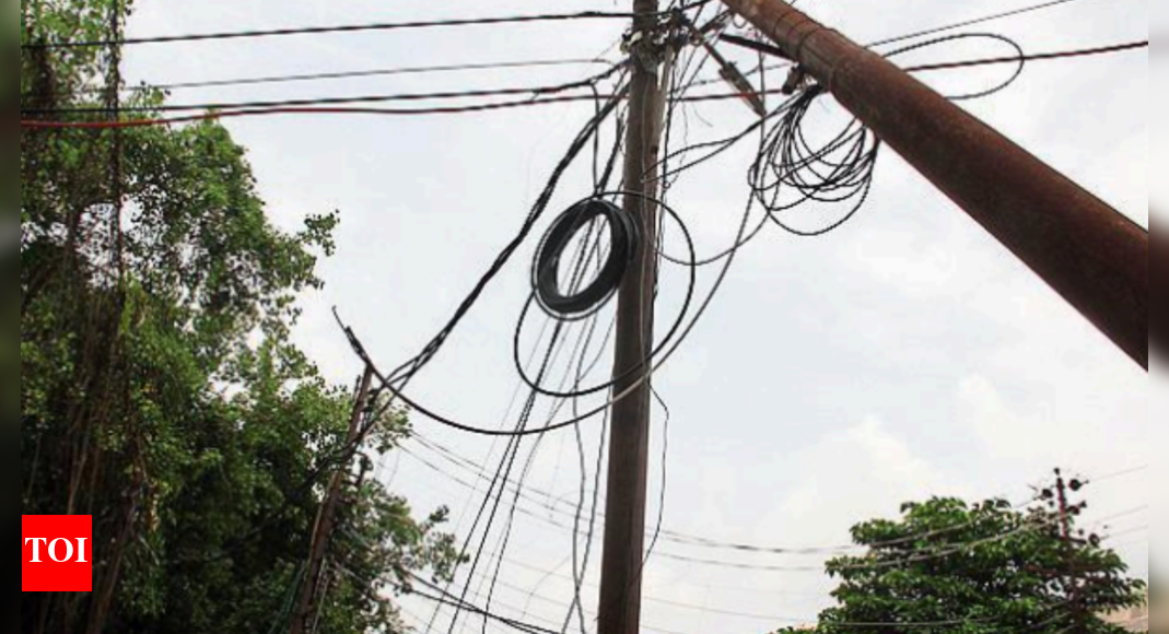 Electric Pole: ‘fix Fault Or Will Snap Supply To Defective Streetlight ...