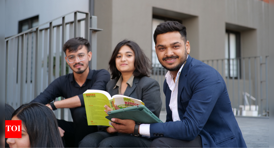 Parul University: Last few days to enroll for Parul University's online ...