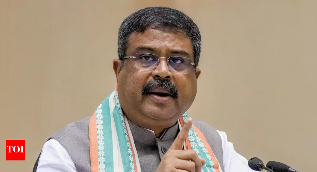 Union education minister Dharmendra Pradhan condemns Karnataka's ...